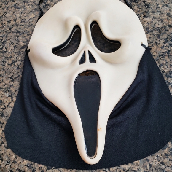 Scream | Other | Vtg Rare Scream Ghost Face Mask No Hood Easter ...